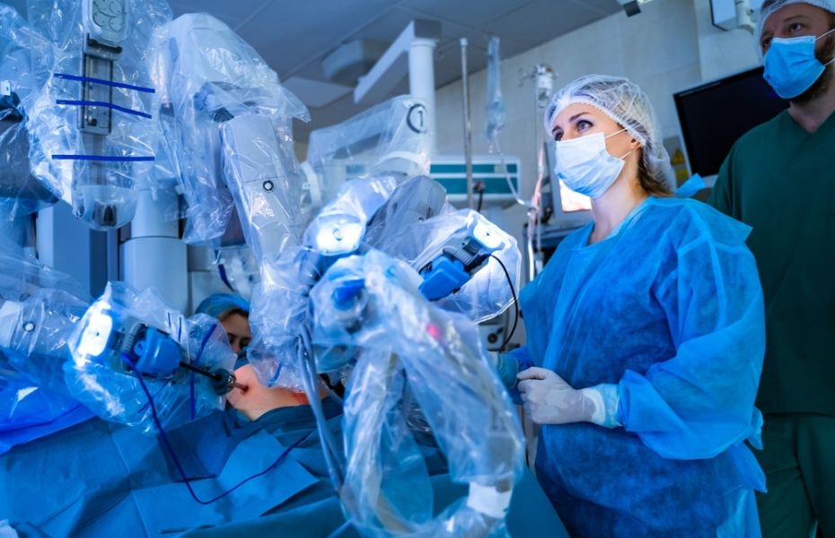 Λαπαροσκοπική & ρομποτική χειρουργική | Τι πρέπει να γνωρίζετε